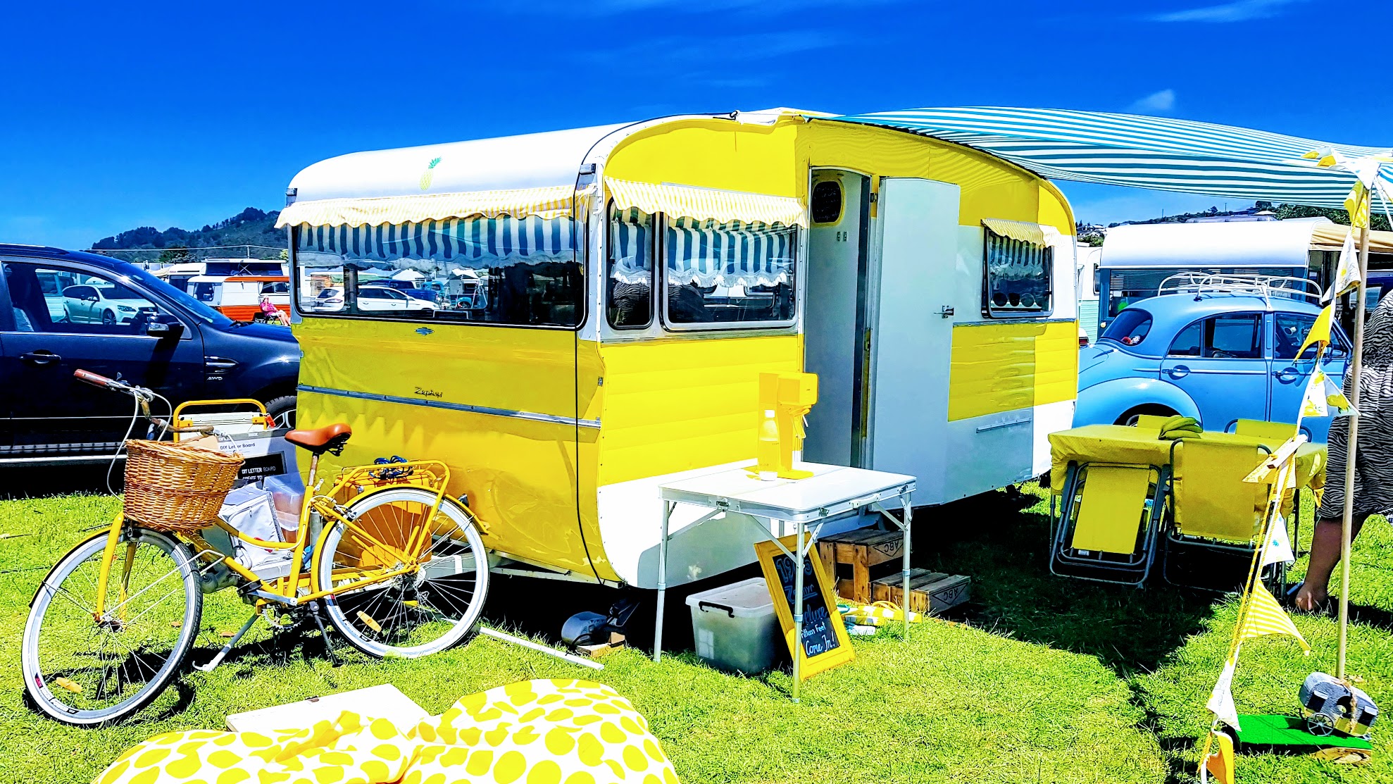 Beach Hop Caravans 2020 – zorruno.com
